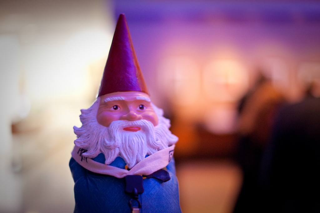 Travelocity uses Social Media for Roaming Gnome - Worldcom Group