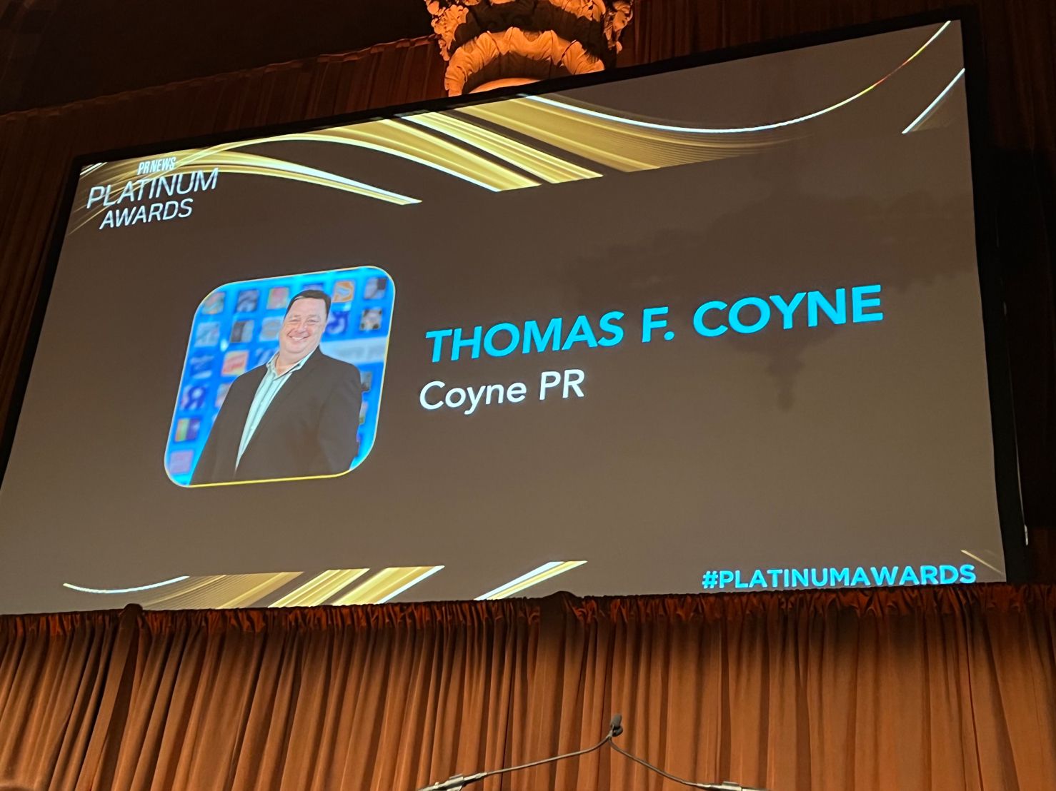 Tom Coyne Named CEO of the Year at the 2022 PRNEWS Platinum Awards - The Worldcom Group®